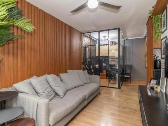 Apartamento com 3 quartos e 90 m² à venda em Cerâmica