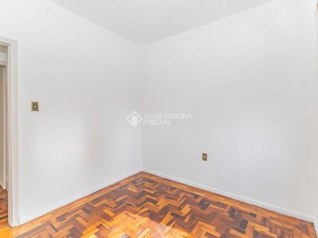Apartamento com 3 quartos e 94m² para alugar em São João, Porto Alegre