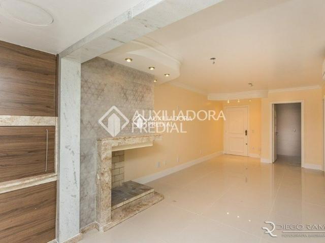Apartamento com 3 quartos e 95m² para alugar em Chácara das Pedras, Porto Alegre
