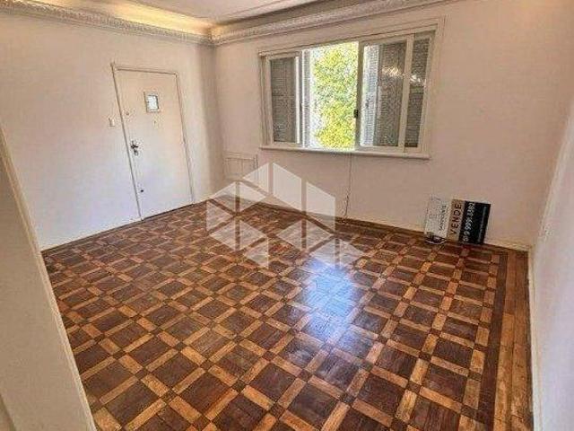 Apartamento com 3 quartos e 97m², com vaga à venda em Independência, Porto Alegre