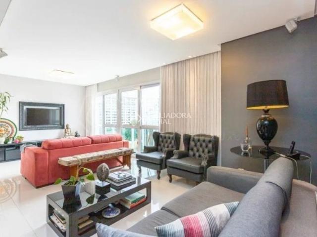 Apartamento com 3 quartos e 97m² para alugar em Boa Vista, Porto Alegre