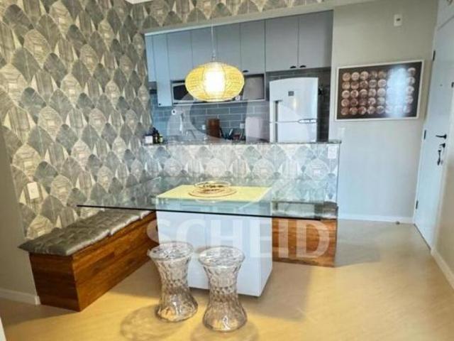 Apartamento com 3 quartos e suíte na Vila Gumercindo, pronto para morar