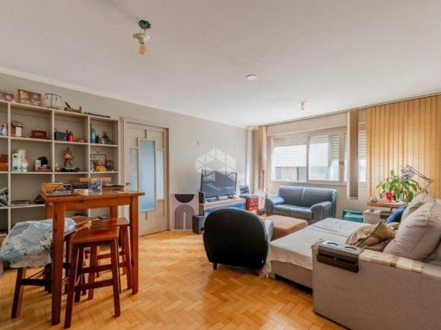 APARTAMENTO COM 3 QUARTOS E VAGA NA AV. CARLOS GOMES
