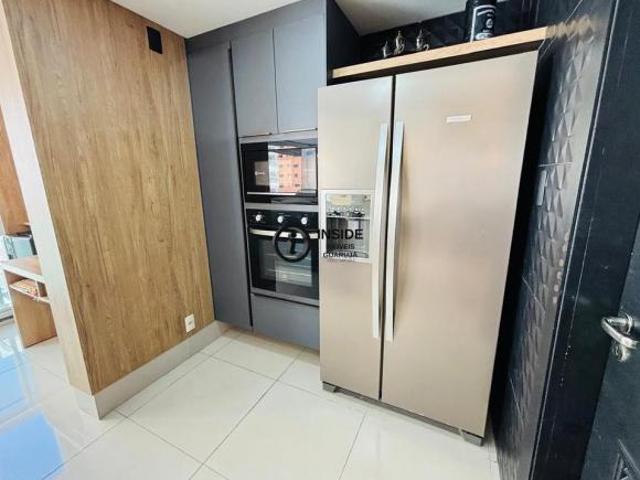 Apartamento com 3 quartos e varanda no guarujá