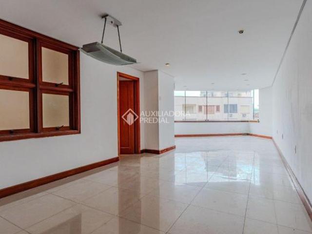 Apartamento com 3 quartos em Santana