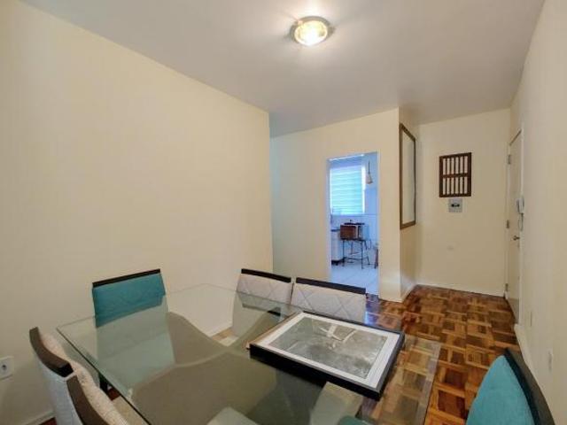 Apartamento com 3 quartos, estar/jantar, cozinha e lavanderia. No Centro de Novo Hamburgo!