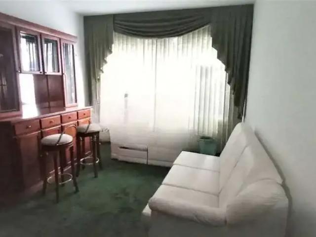 Apartamento com 3 quartos para alugar na Avenida Protásio Alves,, Rio Branco, Porto Alegre
