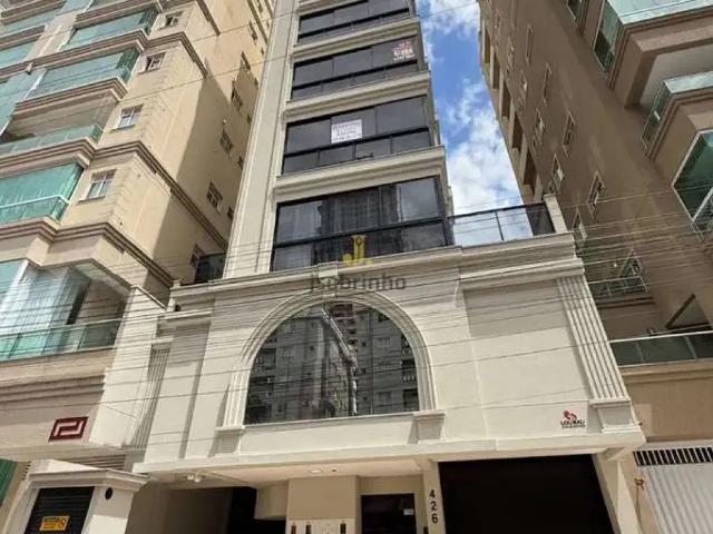 Apartamento com 3 quartos para alugar na Rua 302, 426, Meia Praia, Itapema