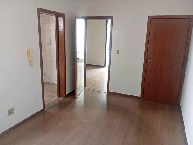 Apartamento com 3 quartos para alugar no bairro Buritis em Belo Horizonte