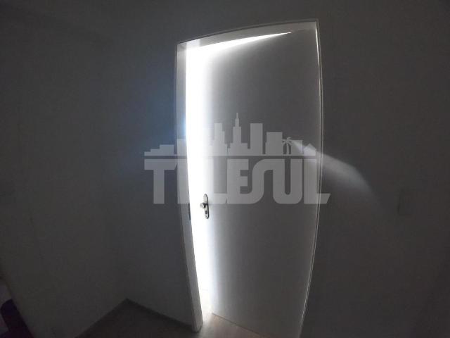Apartamento com 3 quartos para alugar no bairro Centro