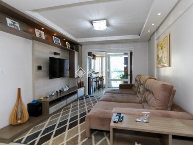 Apartamento com 3 Quartos para Alugar no bairro Centro com 108m²