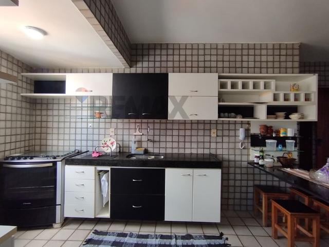 Apartamento com 3 quartos para alugar em manaíra!