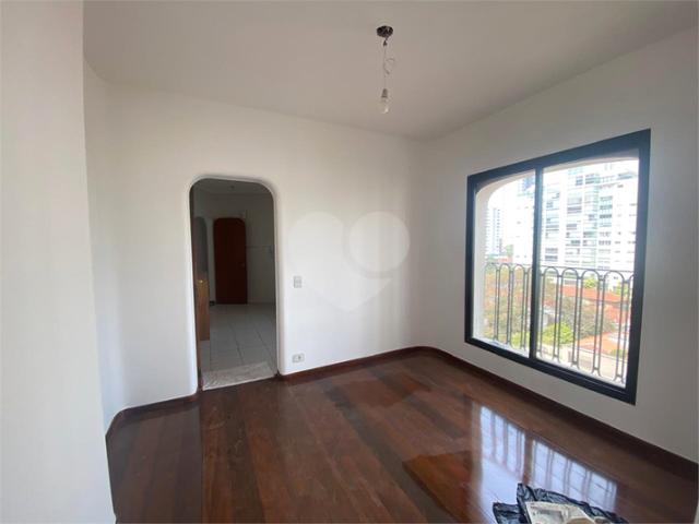 Apartamento com 3 quartos para alugar em Pinheiros SP