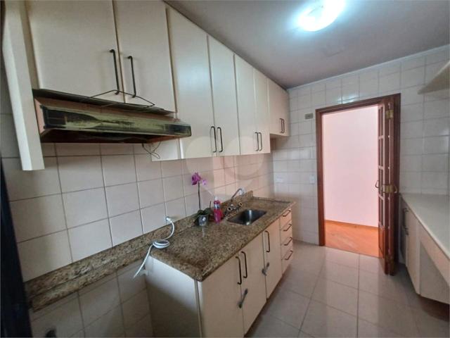 Apartamento com 3 quartos para alugar em Tatuapé SP
