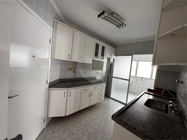 Apartamento com 3 quartos para alugar em Vila Mascote SP
