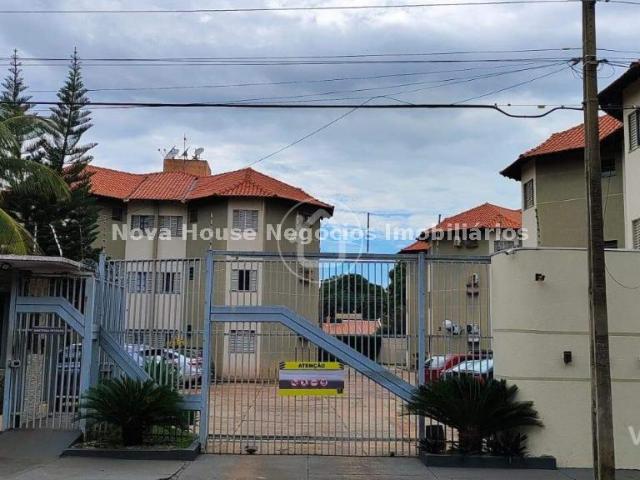 Apartamento com 3 Quartos para Alugar por R$ 1.800/mês