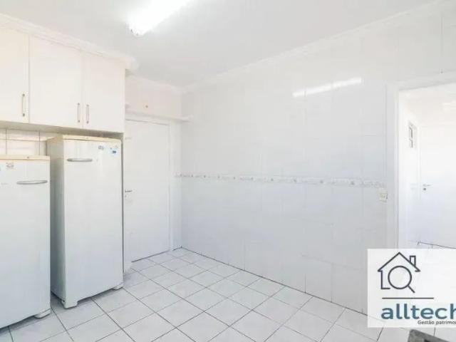 Apartamento com 3 Quartos para alugar, 140m² Centro