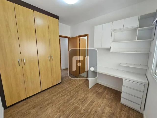 Apartamento com 3 Quartos para alugar, 140m² Tamboré