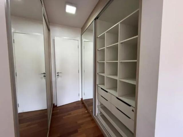Apartamento com 3 Quartos para alugar, 142m² Vila São Francisco Zona Oeste