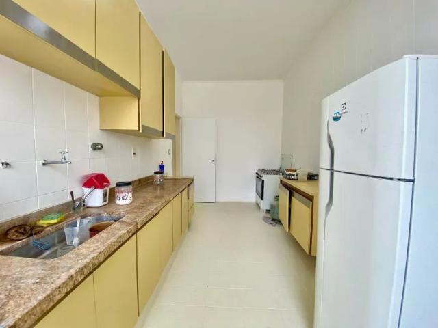 Apartamento com 3 Quartos para alugar, 147m² Pitangueiras
