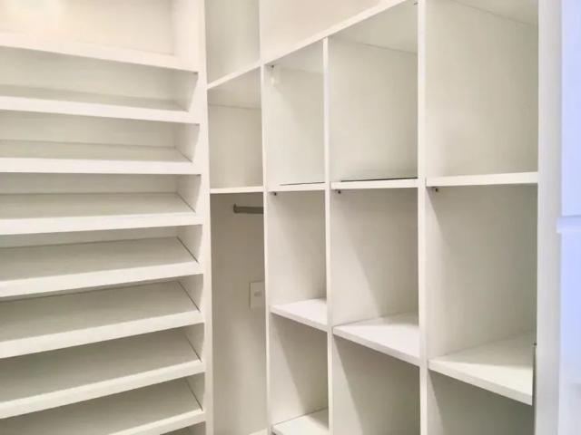 Apartamento com 3 Quartos para alugar, 145m² Aclimação
