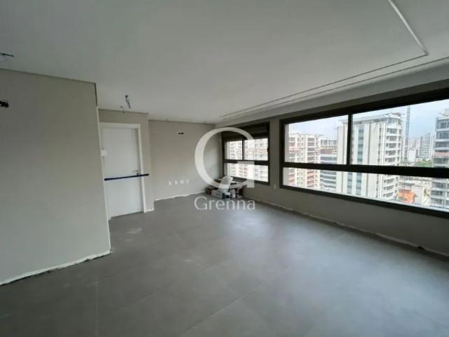 Apartamento com 3 Quartos para alugar, 148m² Moema