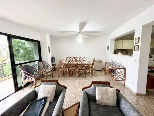 Apartamento com 3 Quartos para alugar, 154m² Enseada