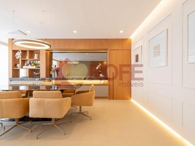 Apartamento com 3 Quartos para alugar, 154m² Vila Nova Conceição Condomínio Praça da Vila