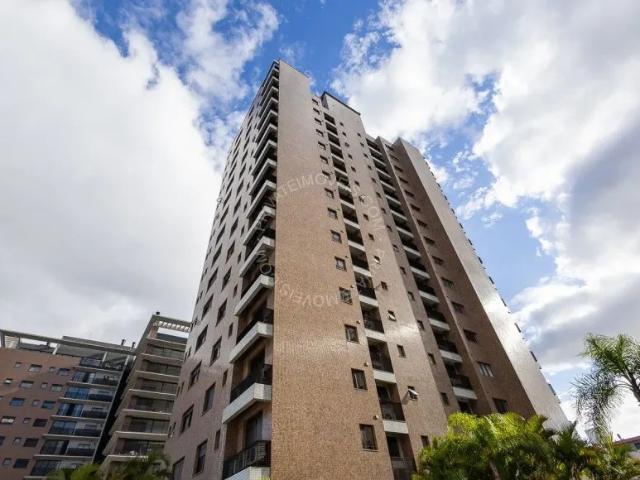 Apartamento com 3 Quartos para alugar, 163m² Petrópolis