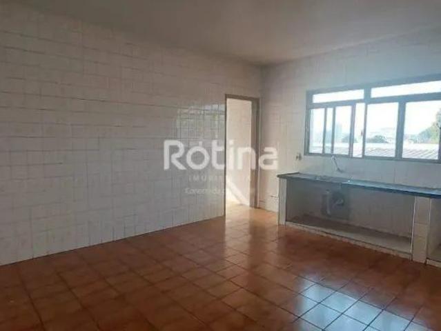 Apartamento com 3 Quartos para alugar, 160m² Tibery