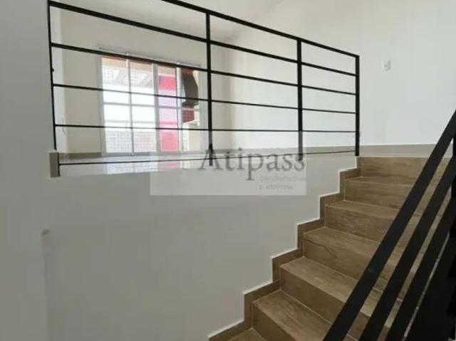 Apartamento com 3 Quartos para alugar, 171m² Centro