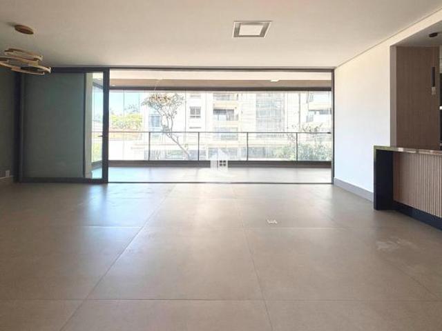 Apartamento com 3 Quartos para alugar, 171m² Nova Campinas