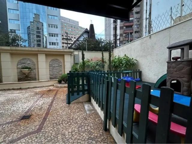 Apartamento com 3 Quartos para alugar, 187m² Cambuí