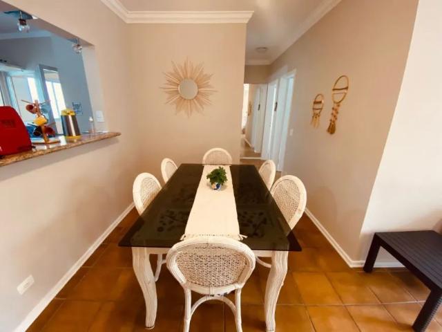 Apartamento com 3 Quartos para alugar, 100m² Enseada