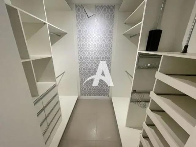 Apartamento com 3 Quartos para alugar, 110m² Jardim Karaíba