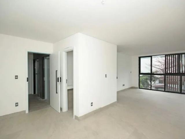 Apartamento com 3 Quartos para alugar, 117m² Lourdes