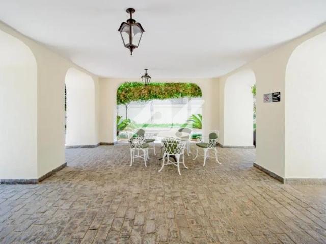 Apartamento com 3 Quartos para alugar, 115m² Cambuí