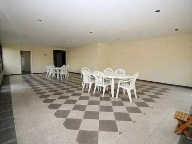 Apartamento com 3 Quartos para alugar, 118m² Enseada