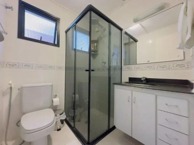 Apartamento com 3 Quartos para alugar, 118m² Enseada