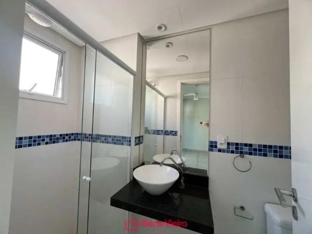 Apartamento com 3 Quartos para alugar, 119m² Canto do Forte