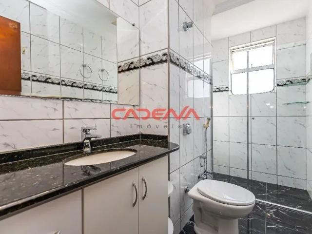 Apartamento com 3 Quartos para alugar, 119m² Água Verde
