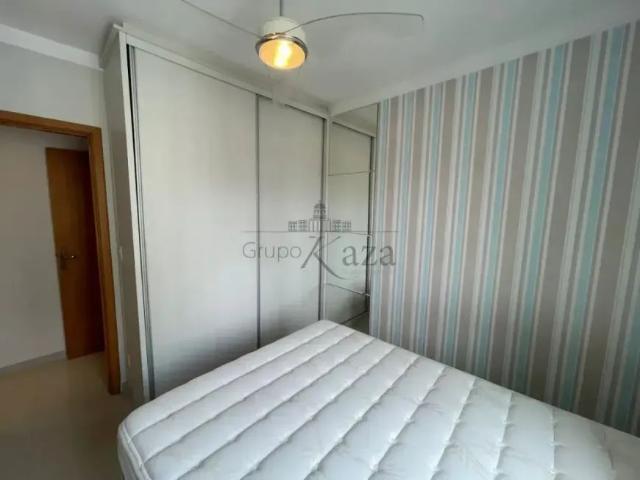 Apartamento com 3 Quartos para alugar, 120m² Jardim Alvorada