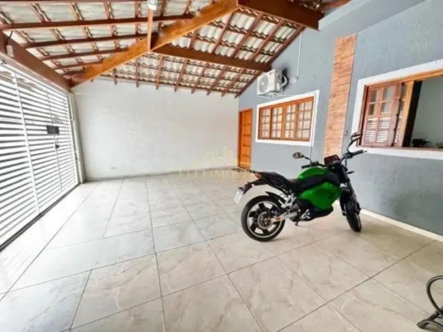 Apartamento com 3 Quartos para alugar, 120m² Loteamento Villa Branca