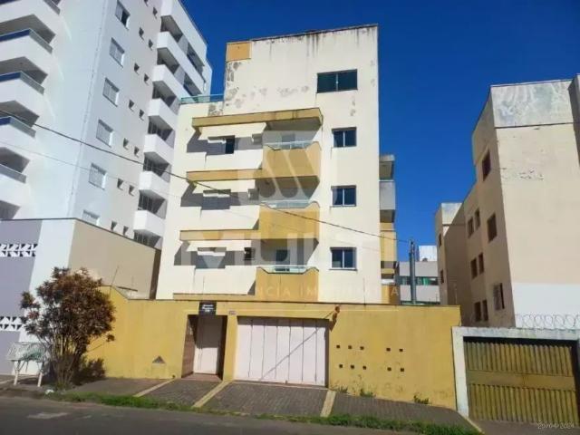 Apartamento com 3 Quartos para alugar, 120m² Santa Mônica
