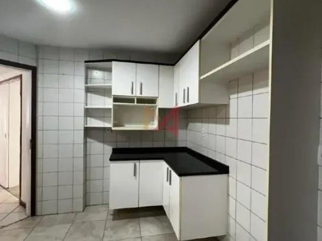 Apartamento com 3 Quartos para alugar, 120m² Praia da Costa