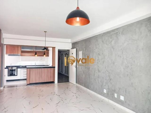 Apartamento com 3 Quartos para alugar, 124m² Centro