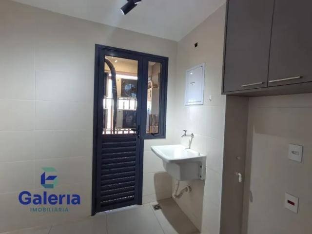 Apartamento com 3 quartos para alugar, 126m² Jardim Olhos D'água