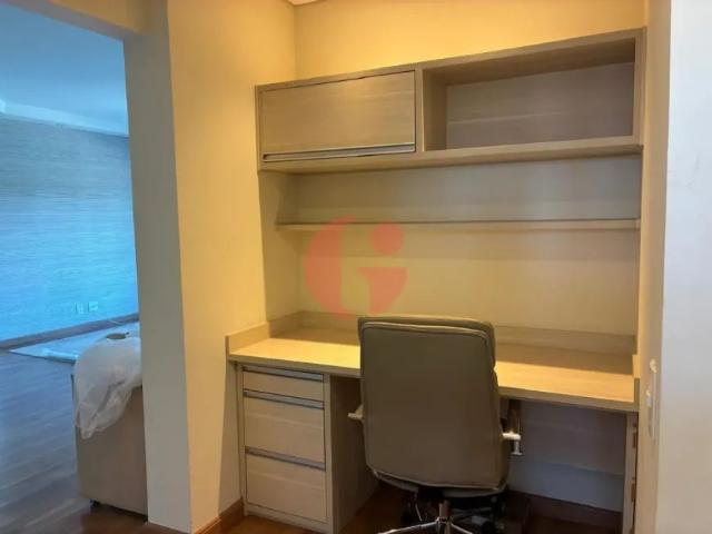 Apartamento com 3 Quartos para alugar, 128m² Bosque dos Eucalíptos