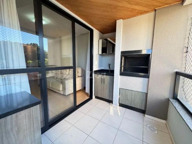 Apartamento com 3 Quartos para alugar, 130m² Escola Agrícola