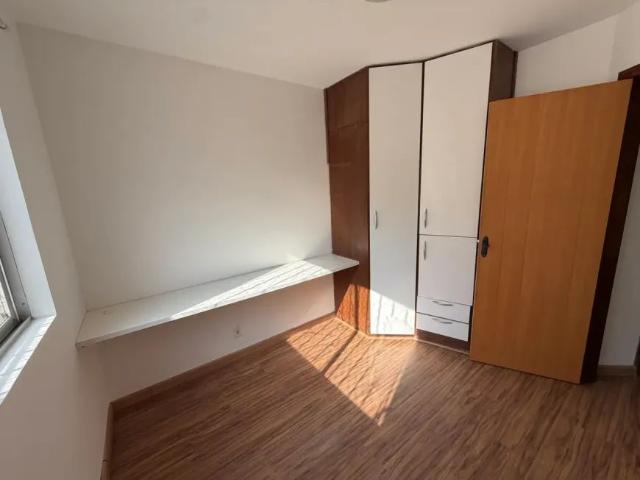 Apartamento com 3 Quartos para alugar, 130m² Floresta